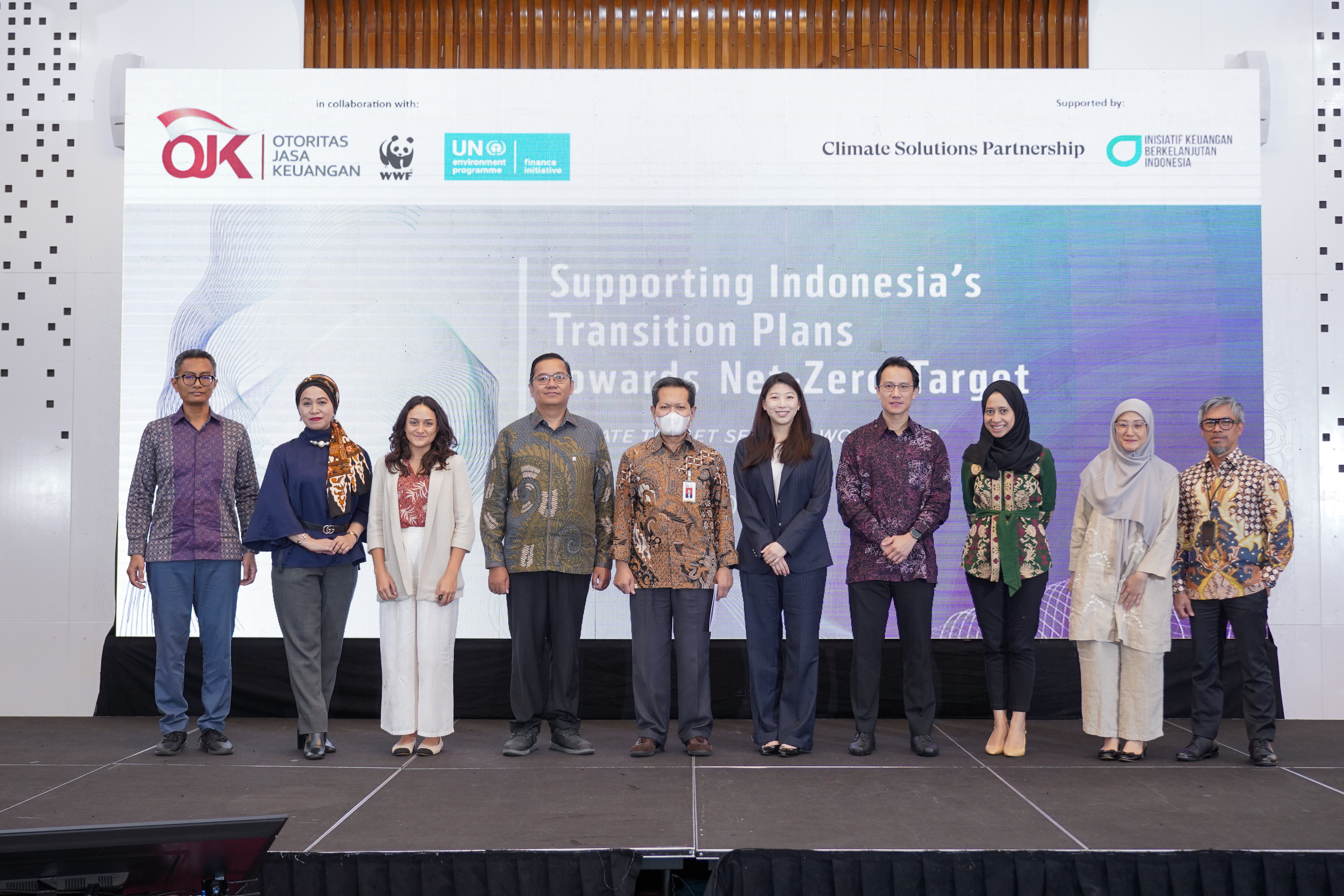 OJK AND WWF-INDONESIA ORGANIZE CLIMATE TARGETING TRAINING TO STRENGTHEN ...