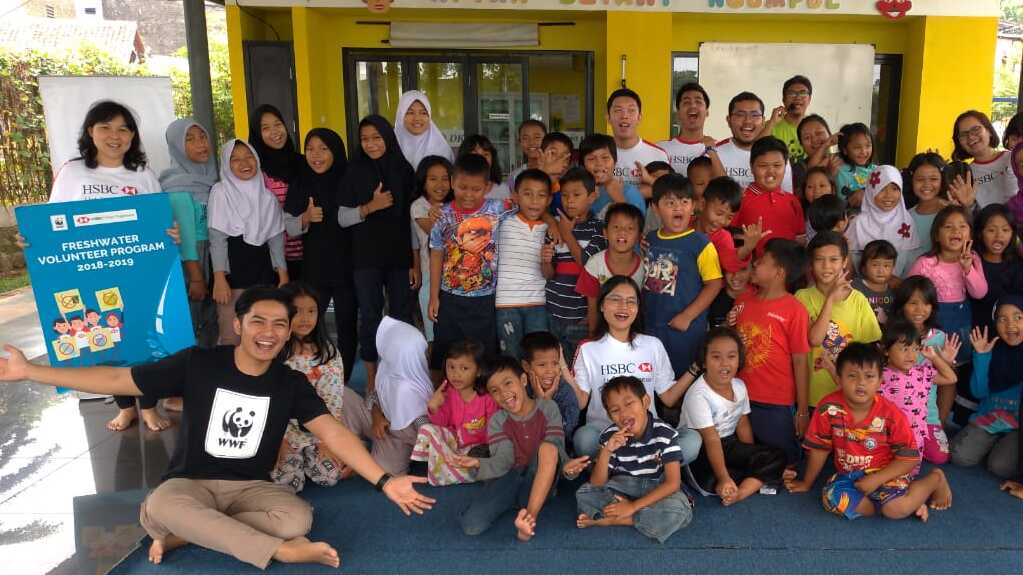 PANDA MOBILE DAN VOLUNTEER HSBC BELAJAR BERSAMA RPTRA ANGGREK BINTARO